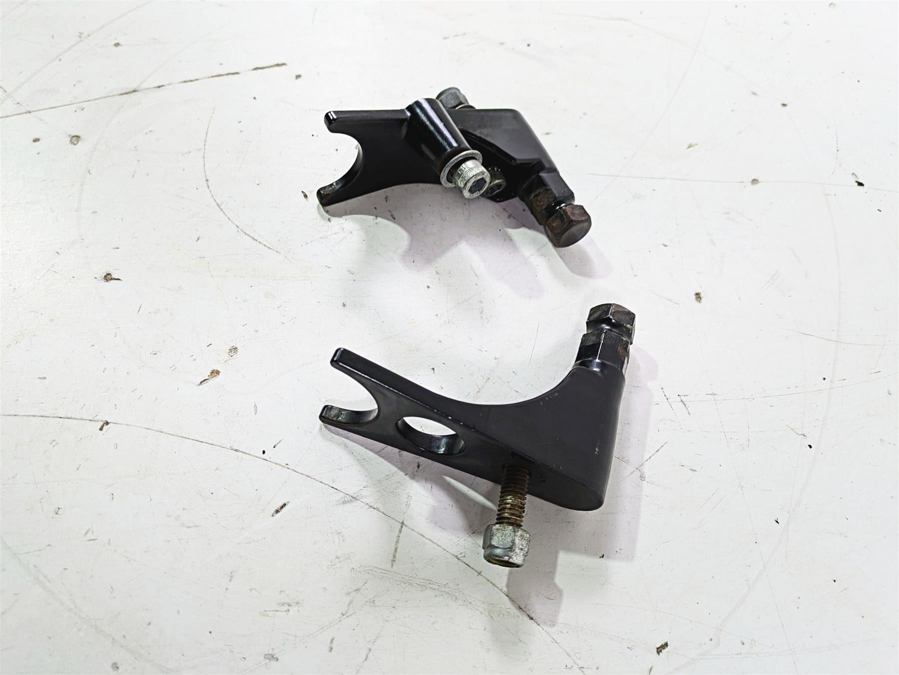 2005 Harley Softail FLSTSCI Heritage Springer Rear Floorboard Mounts ...