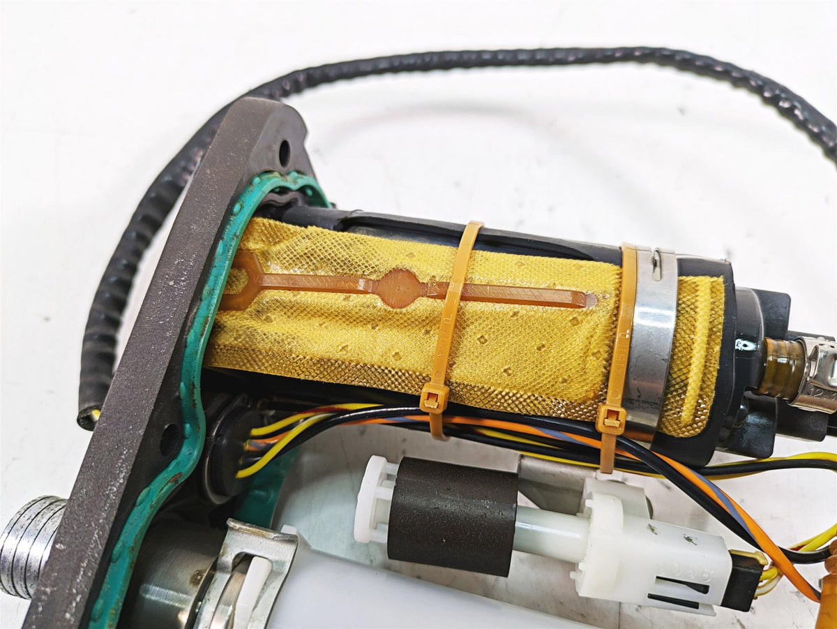 2019 Harley XL883N Sportster Iron Fuel Gas Petrol Pump -Tested 75268 ...