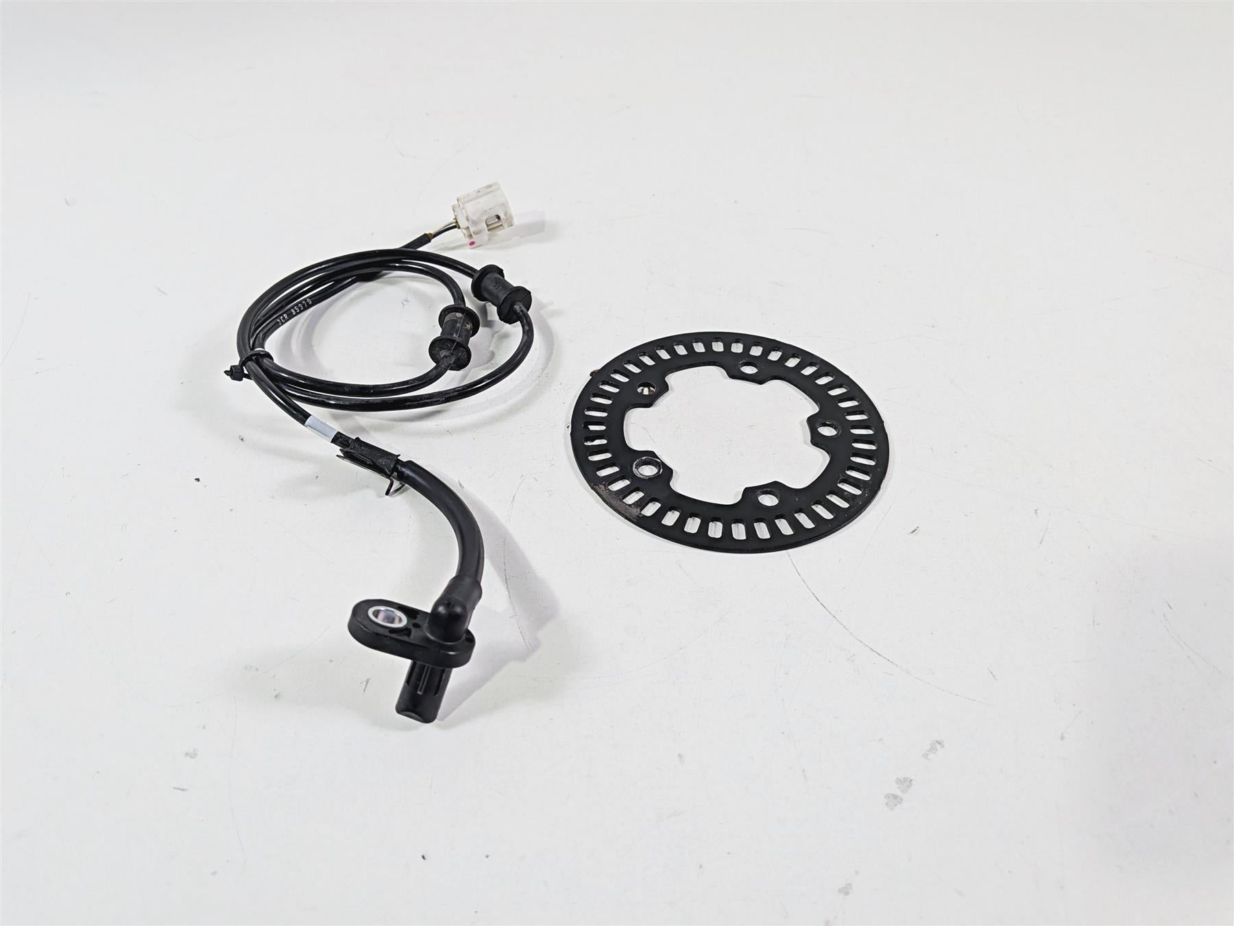 2023 Yamaha MT10 MTN1000 Front Abs Brake Wheel Speed Sensor 2CR-85970 ...