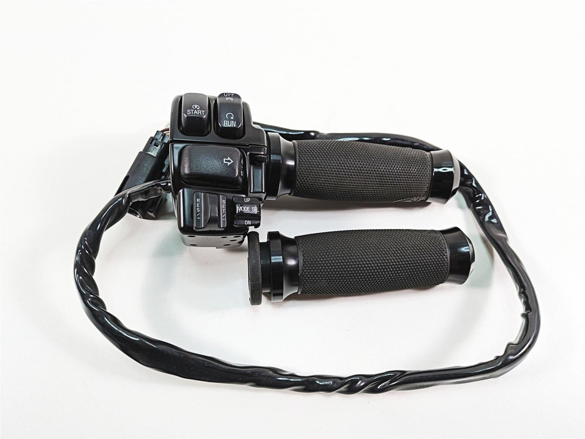 2013 Harley Touring FLHX Street Glide Right Hand Cruise Control Switch ...