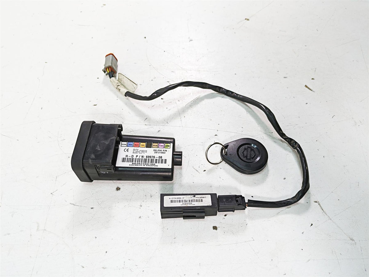 2009 Harley FXCWC Softail Rocker C Tssm Turn Signal Security Module Set ...