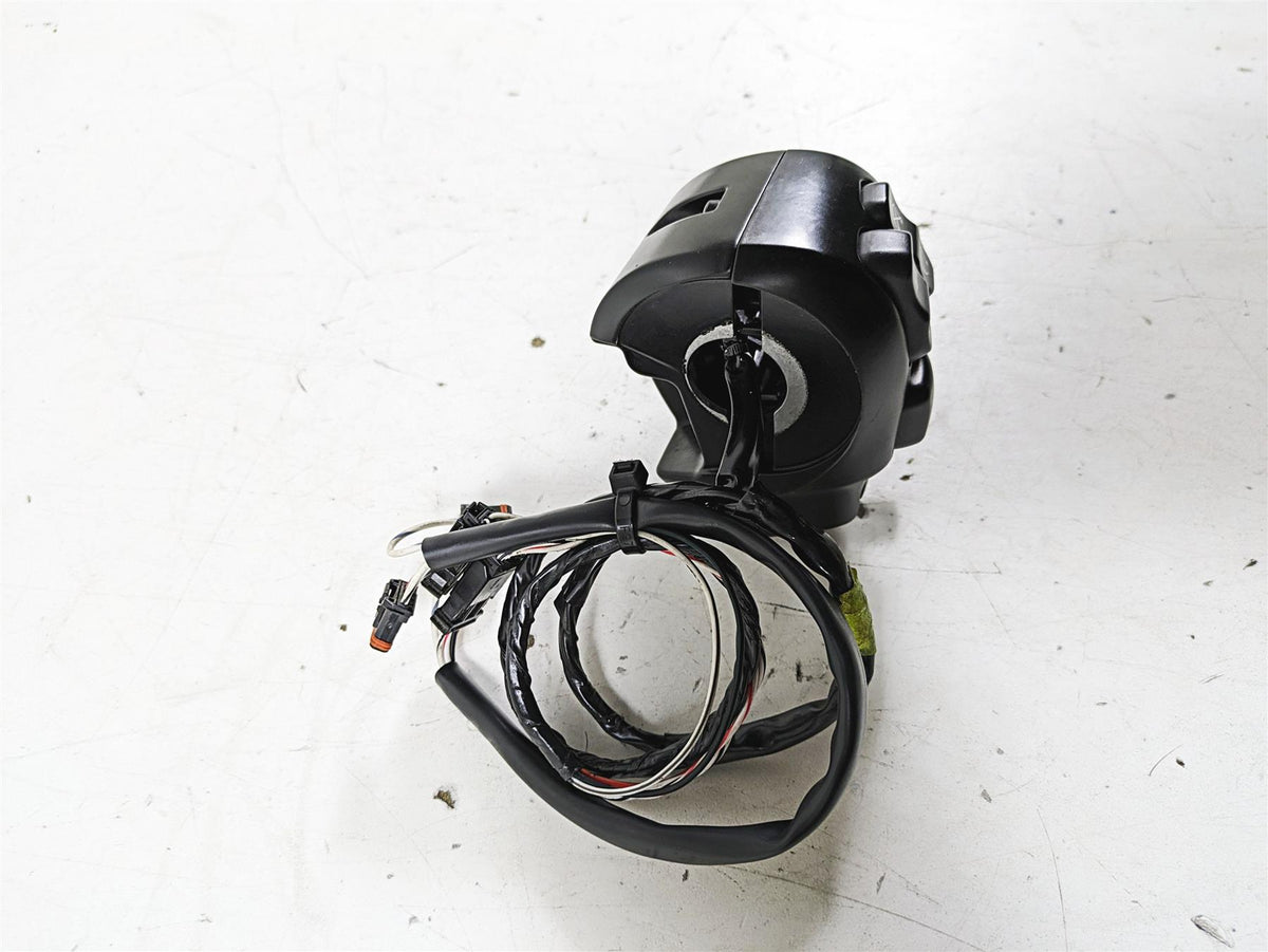 2015 Harley Touring FLHXS Street Glide Right Hand Start Control Switch ...