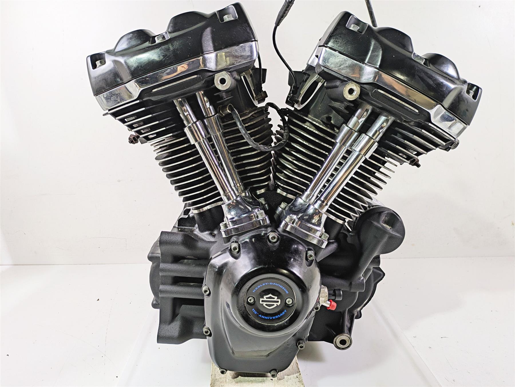 2018 Harley FLHCS Softail Heritage 115th Runnin 114 M8 Engine Motor 34 ...