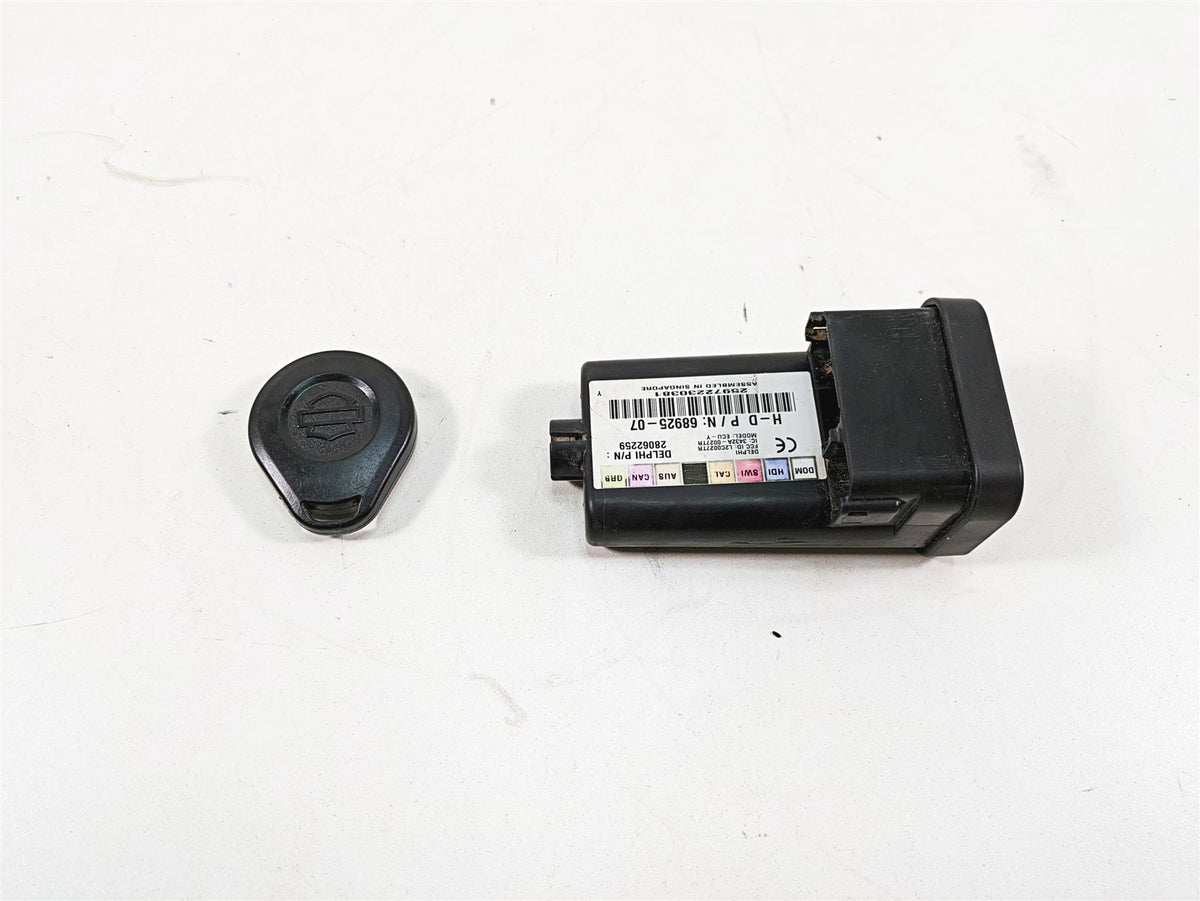 2009 Harley FXDF Dyna Fat Bob Tssm Turn Signal Security Module + Fob ...