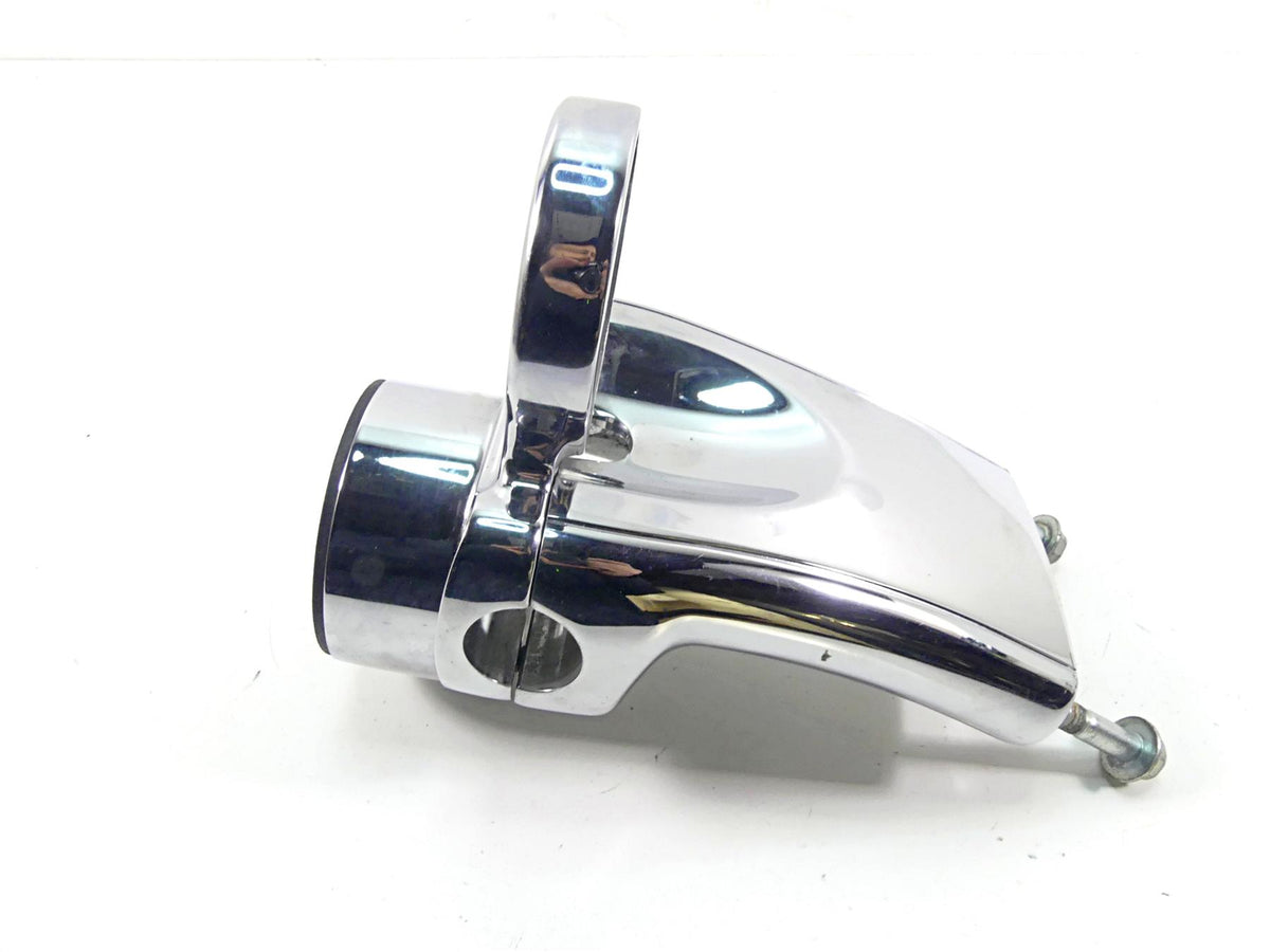 2005 Harley VRSCSE CVO V-Rod Tacho Speedo Meter Gauge Holder Chrome ...