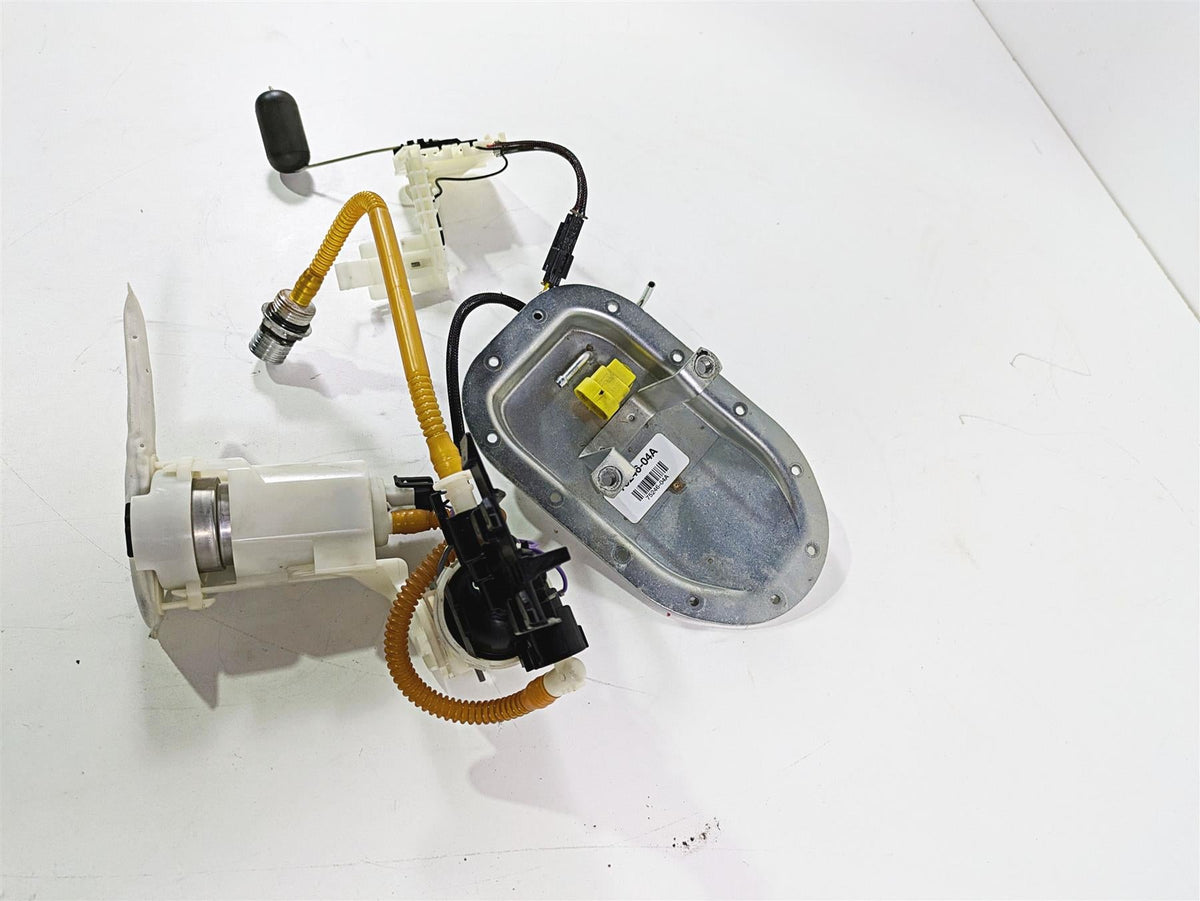 2014 Harley FXDL Dyna Low Rider Fuel Gas Petrol Pump & Sending Unit 75 ...