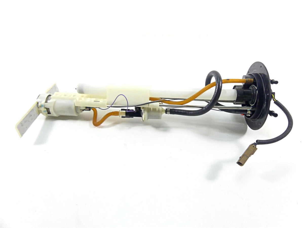 2014 Harley VRSCF Muscle V-Rod Fuel Gas Petrol Pump - Tested 75310-07 ...