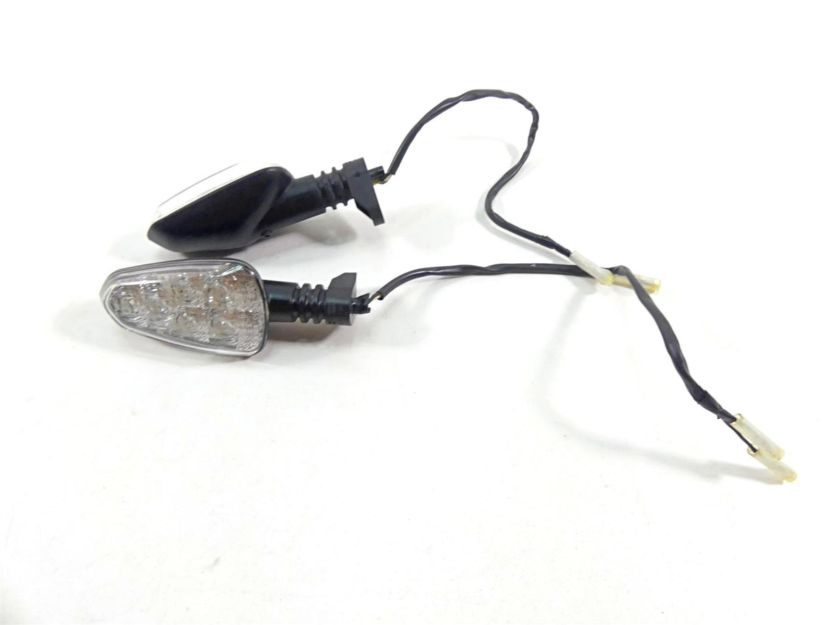 2022 Triumph Speed Triple 1200 RS Rear Blinker Turn Signal Set T2704035 ...